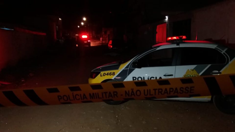 Pm Escuta Tiros Em Bairro De Curitiba E Encontra Homem Morto Ao Lado De