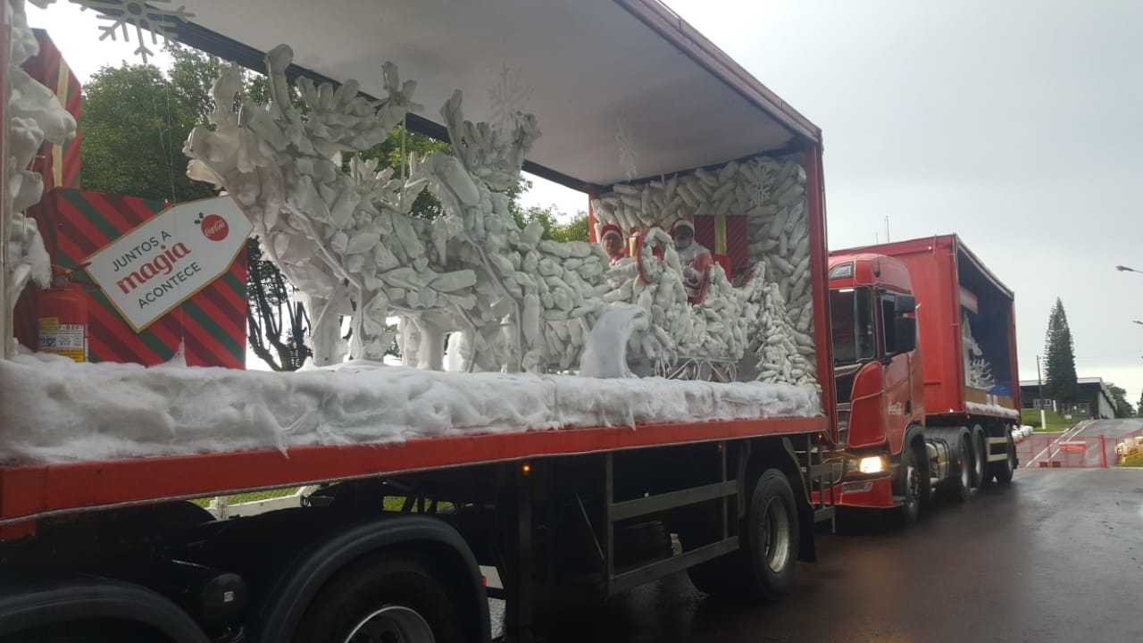 Caravana da Coca-Cola percorre vários bairros; veja o percurso