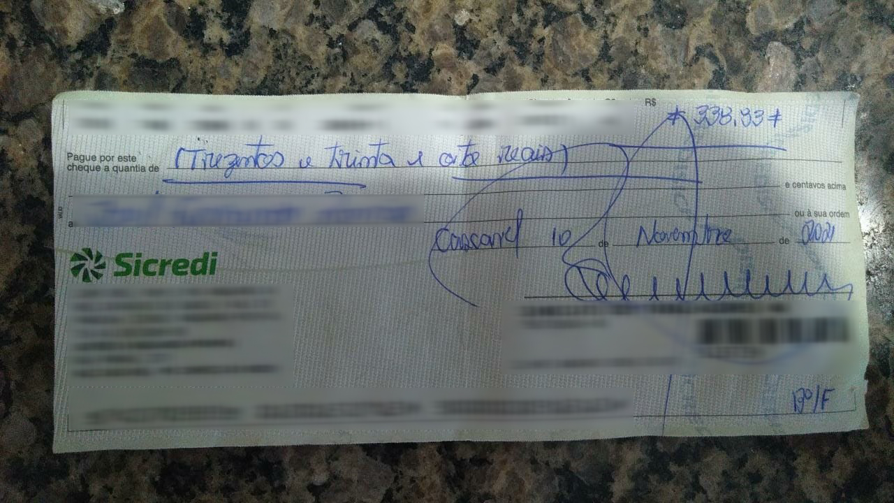 Internauta encontra folha de cheque e quer devolvê-la ao dono