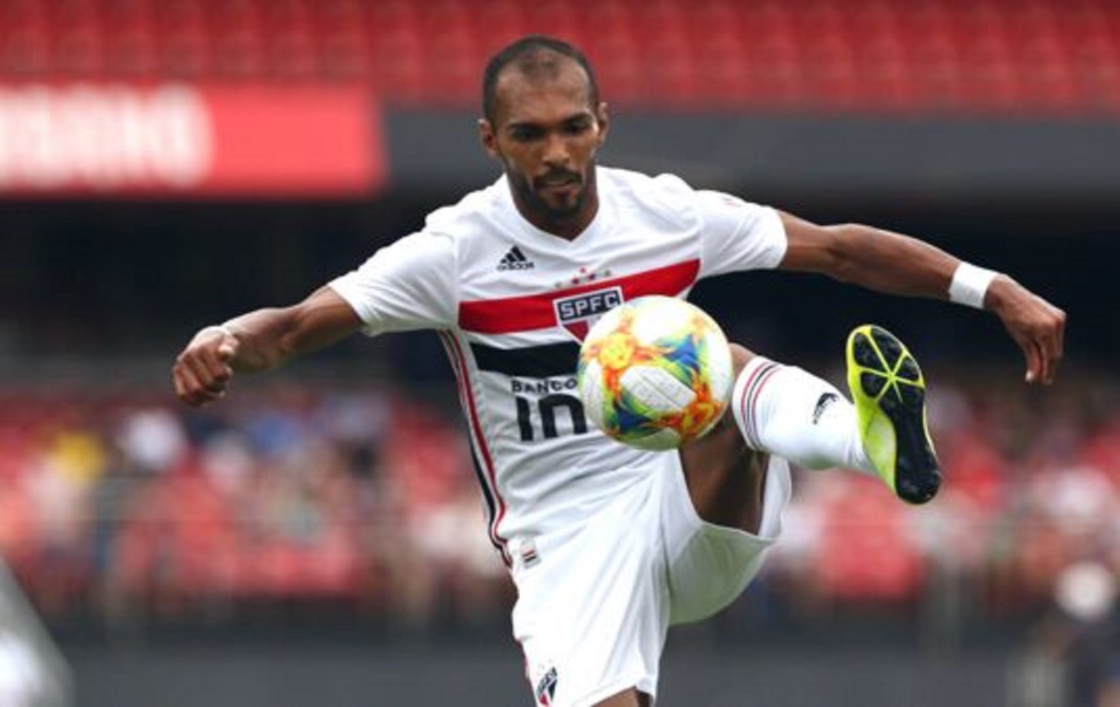 Richarlyson assume bissexualidade