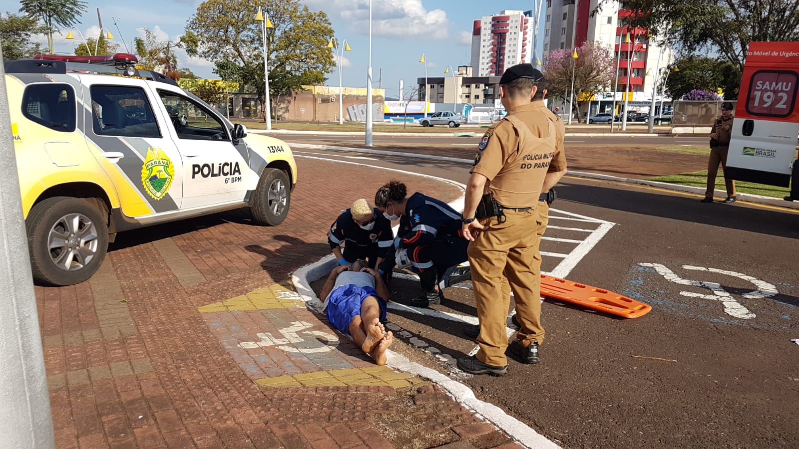 Homem Em Crise Convulsiva é Atendido Pelo Samu Na Praça Da Bíblia Cgn