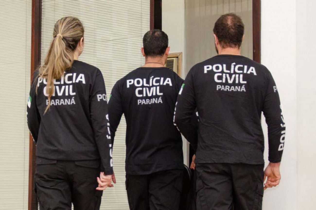 Policiais civis recebem uniformes do Governo do Paraná pela primeira ...
