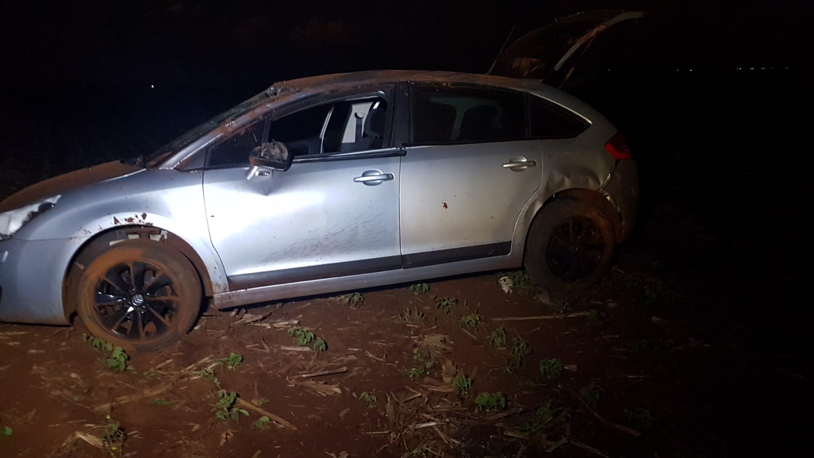 Carro capota na PR-180 mobiliza socorristas do Corpo de Bombeiros | CGN - O maior portal de ...