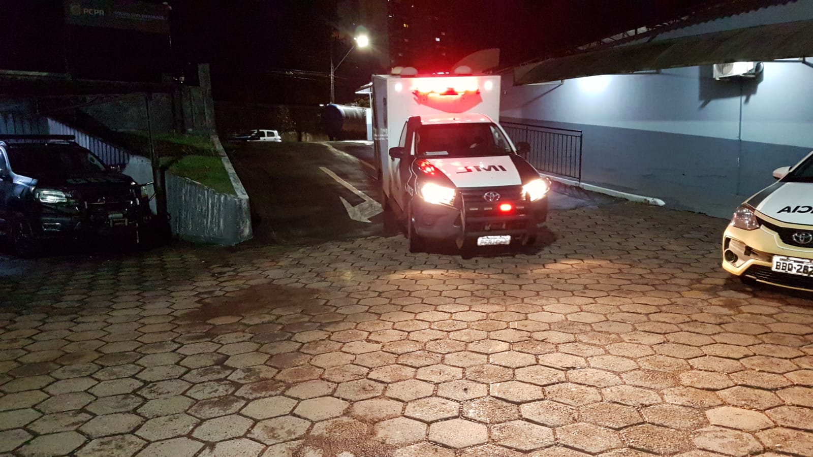 Corpos de vítimas fatais do capotamento na PR-180 chegam ao IML | CGN - O maior portal de ...