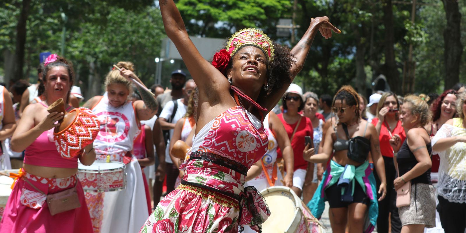 Dia de Combate à Intolerância Religiosa é marcado por procissão no Rio