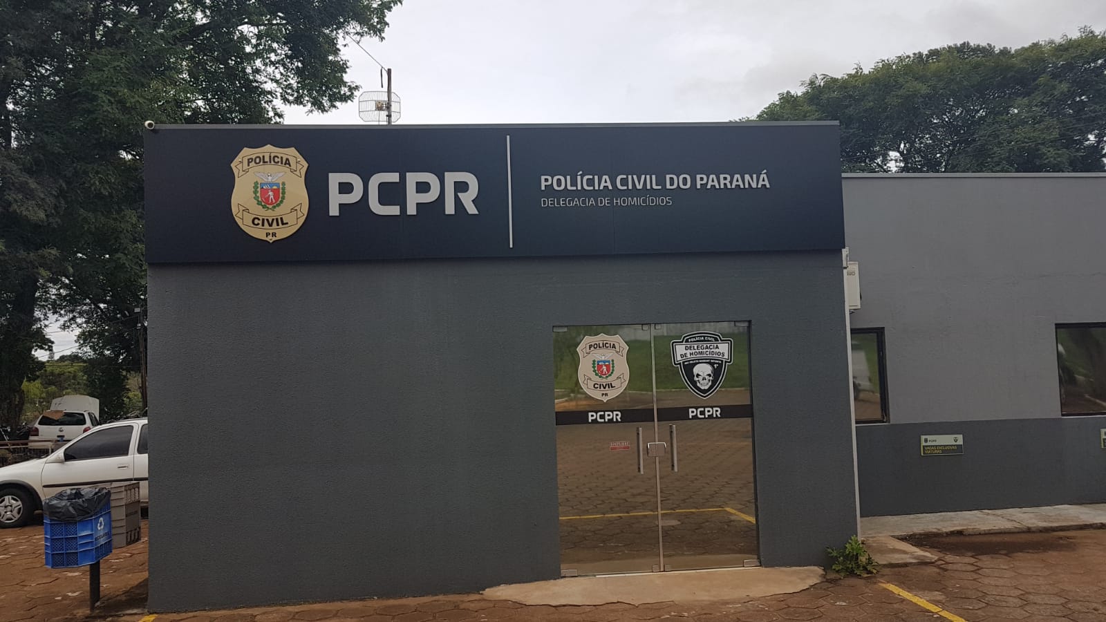 Polícia cumpre mandado de busca em residência de adolescente que ...