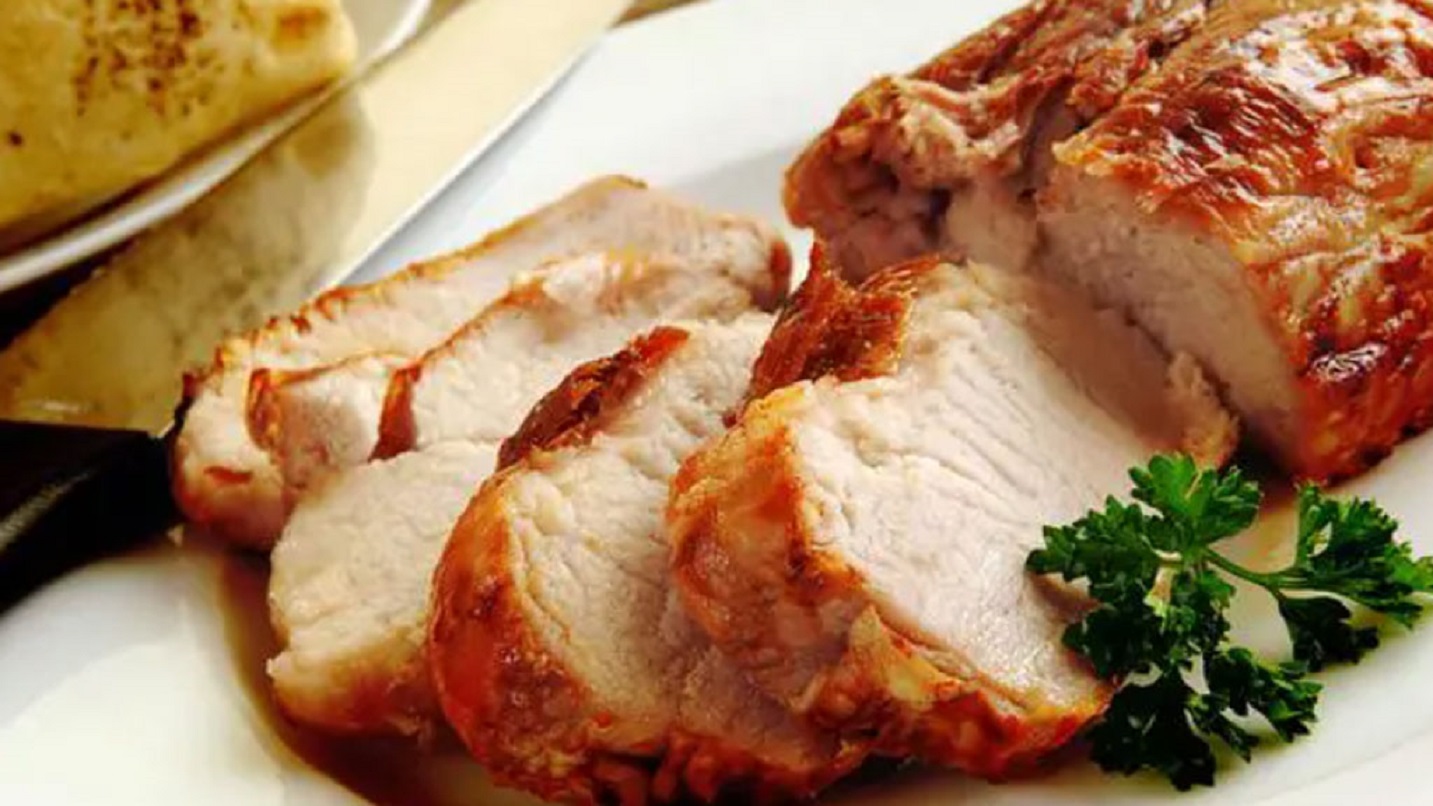 Lombo suíno ao molho mostarda será servido no Restaurante Popular nesta ...