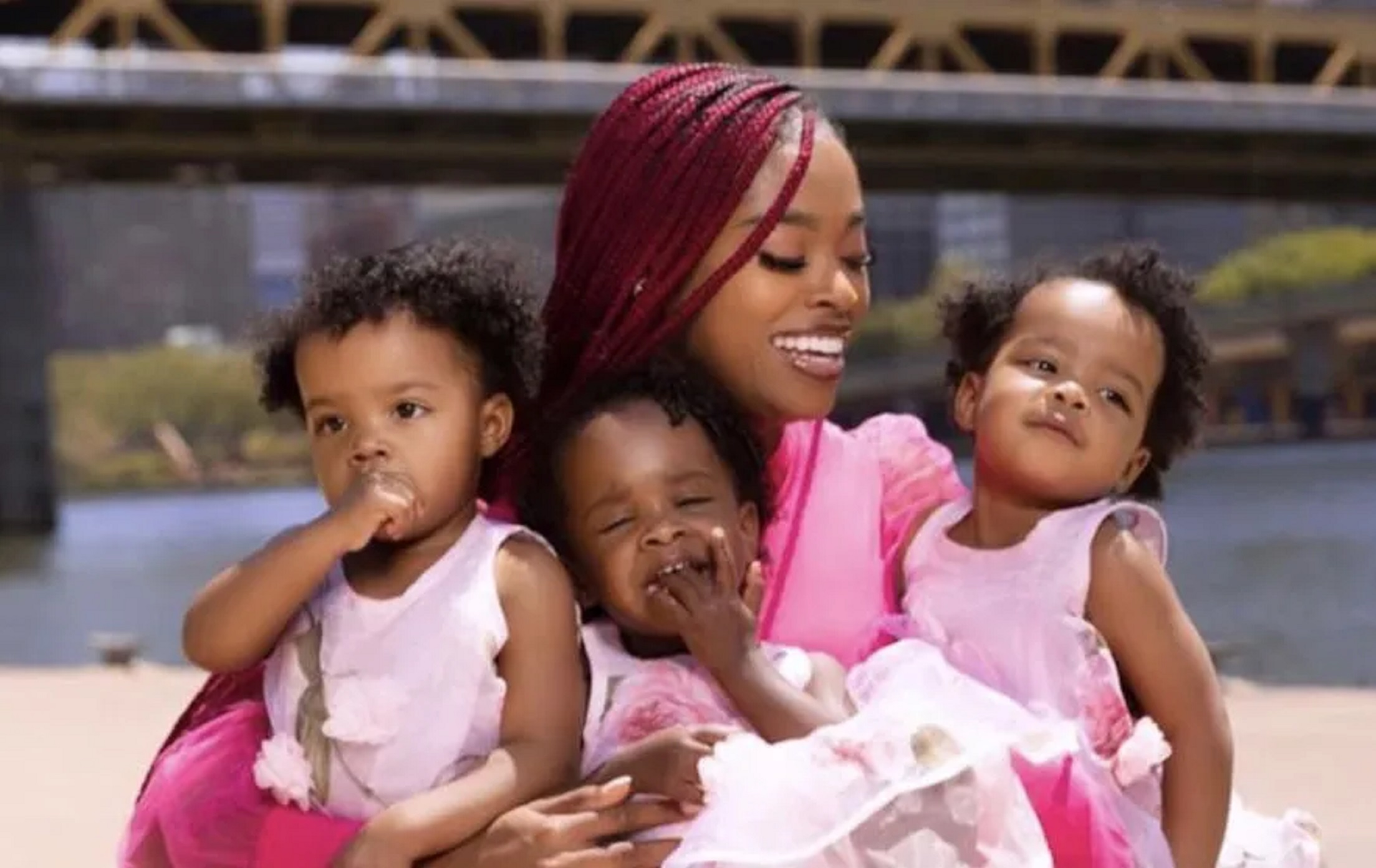 Superfetação: mulher engravida de gêmeas enquanto estava grávida | CGN ...