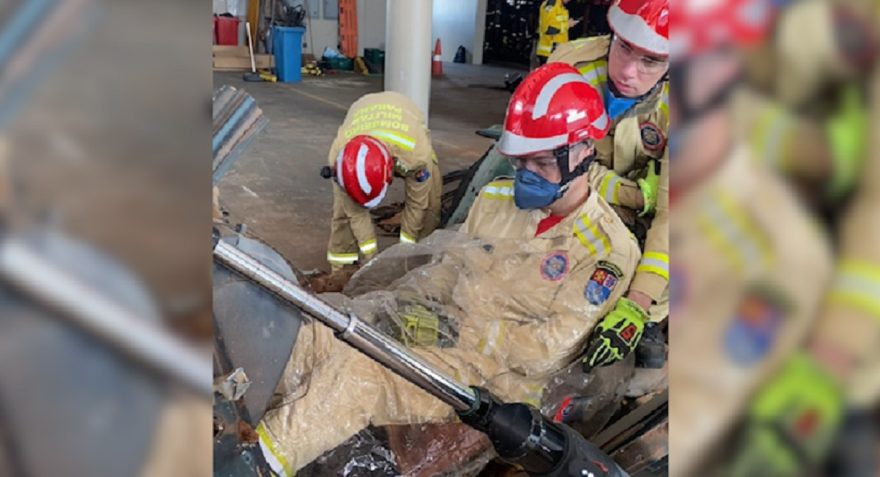 Veja imagens dos treinamentos de resgate veicular realizado pelo 4º ...