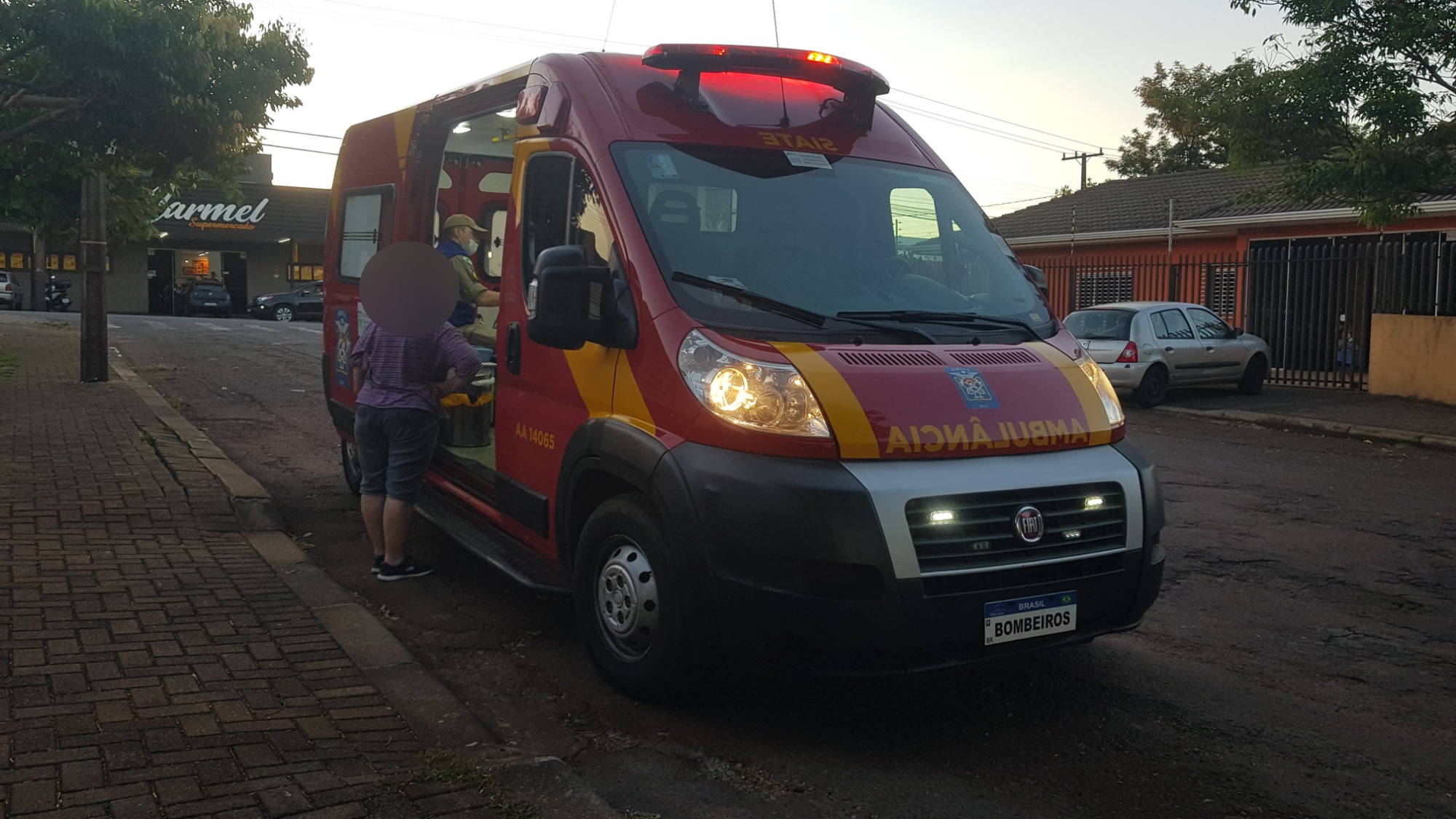 Mulher fica ferida ao ser atropelada por motociclista na Rua Londrina | CGN - O maior portal de ...