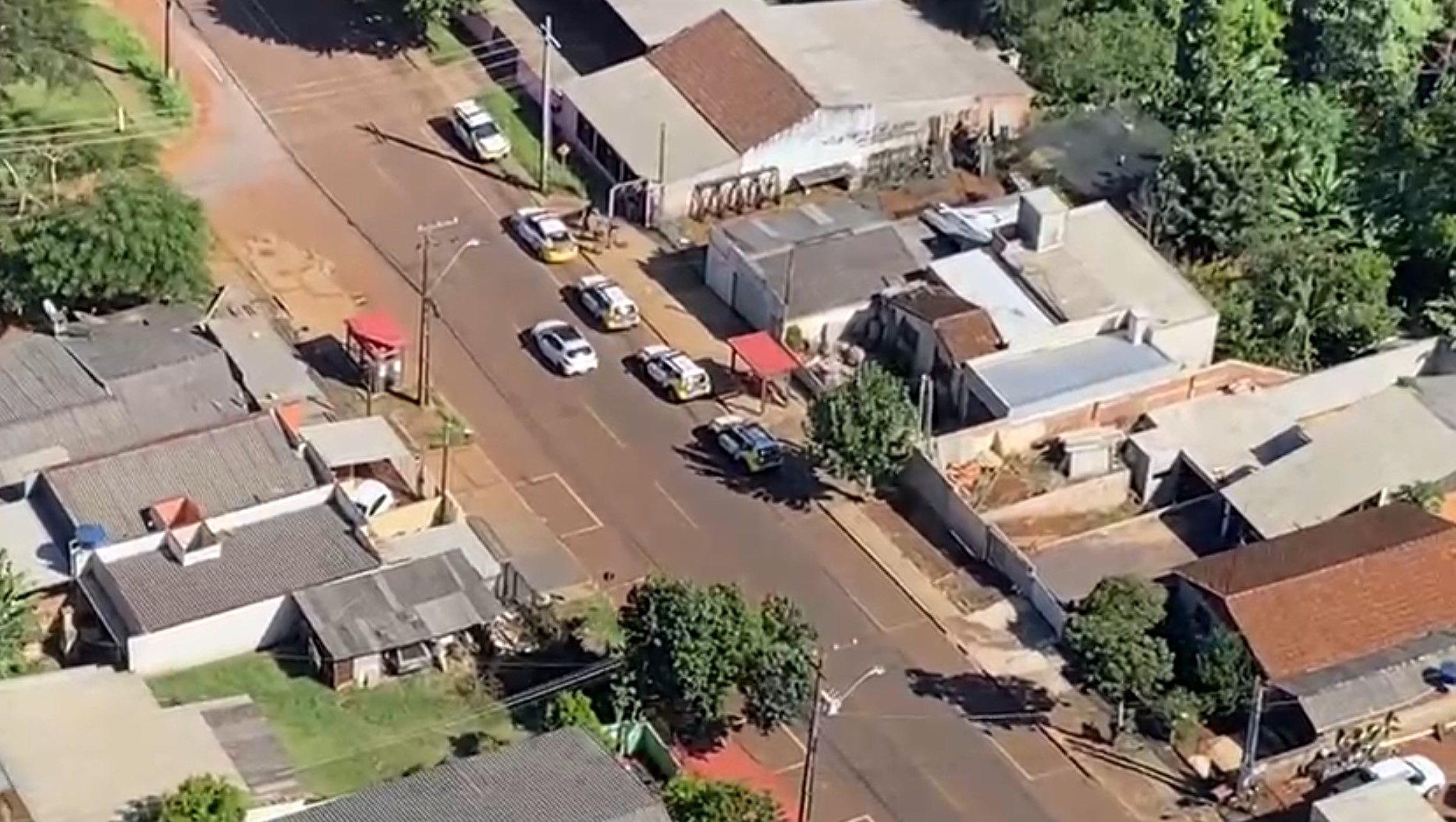 Imagens do Falcão 12 mostram ação da PM em Casa Noturna no Periolo