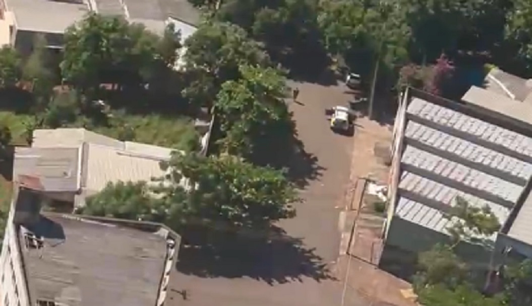 Helicóptero Falcão 13 presta apoio em ocorrência de roubo em Foz do Iguaçu