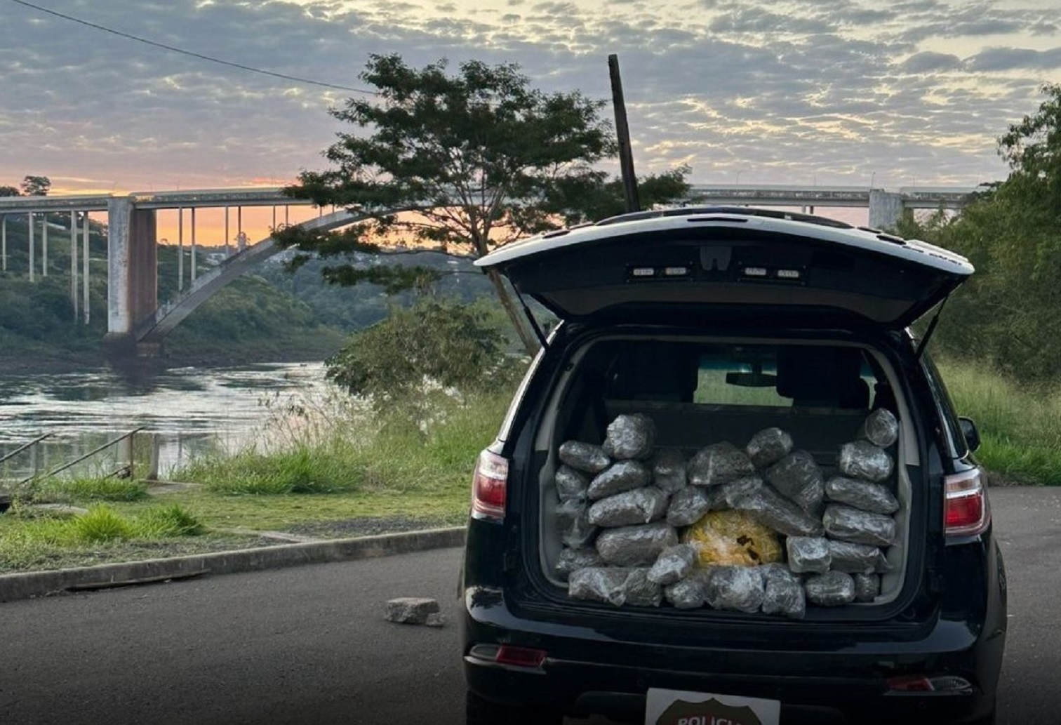 Operação integrada apreende 26 quilos de capulho às margens do Rio Paraná