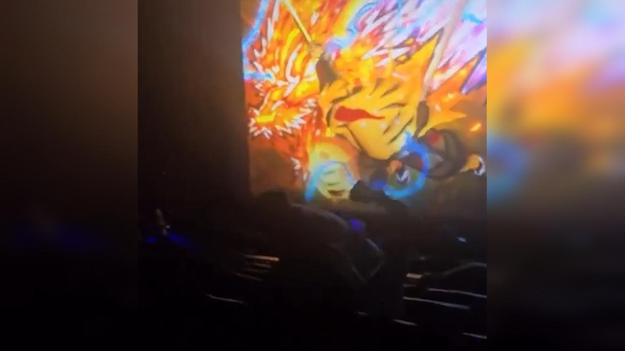 "Demon Slayer: Confusão Infinita": homem urina durante sessão, apanha e ...