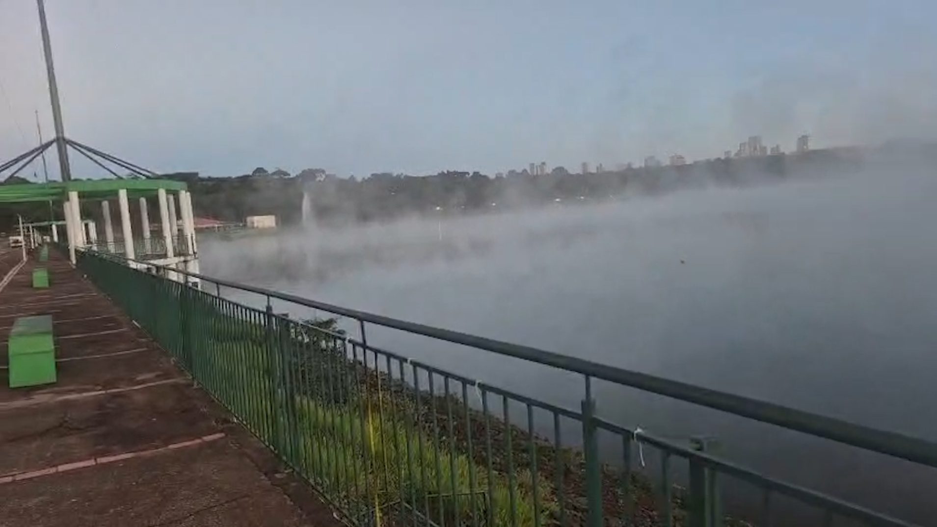 Termômetro no Lago Municipal registra temperatura de 1°C